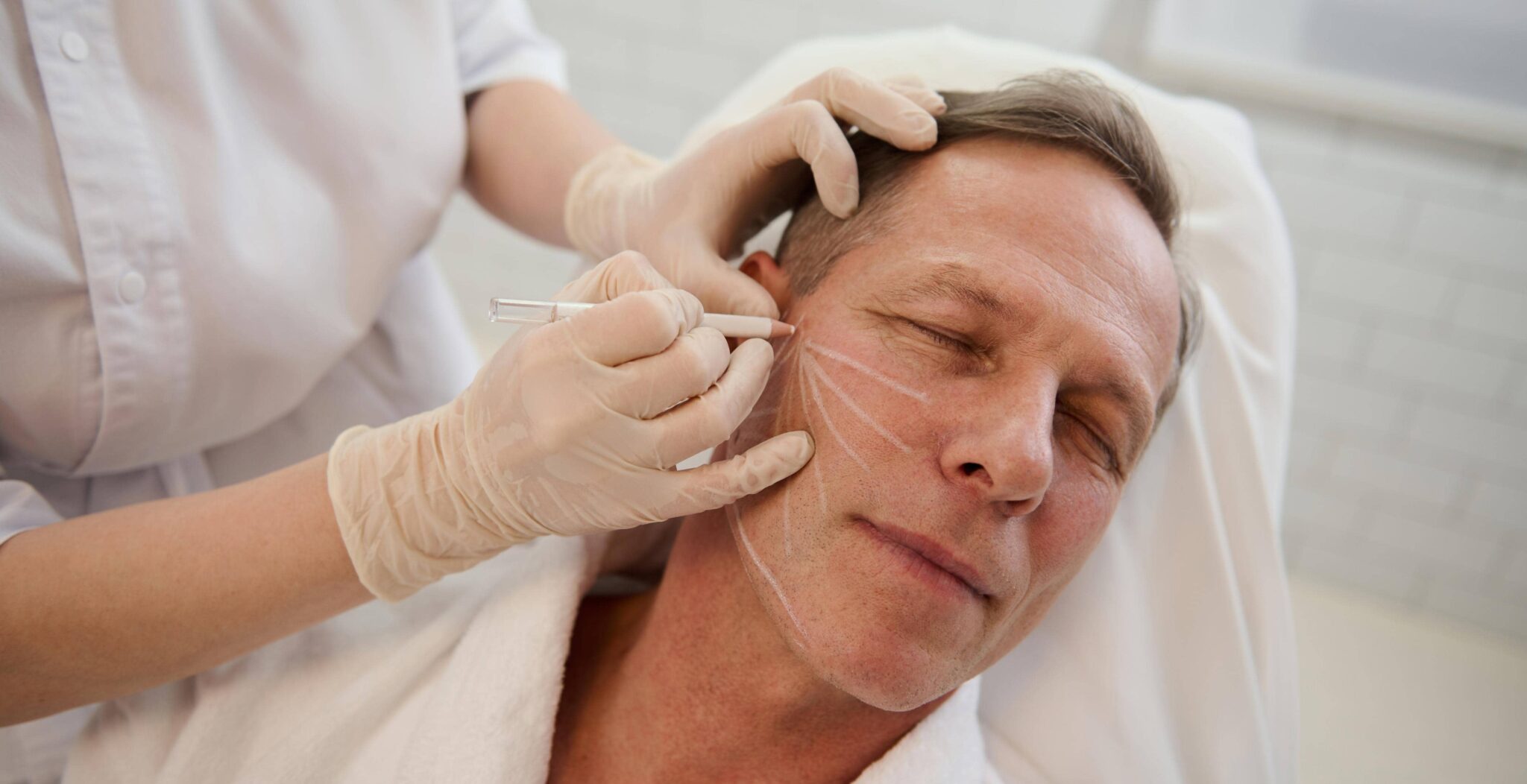 Comment obtenir un effet liftant pour les hommes en remodelant les ...